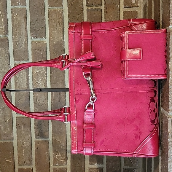 Coach | Bags | Coach Hampton Red Jaquard Signature Carryall Satchel And ...